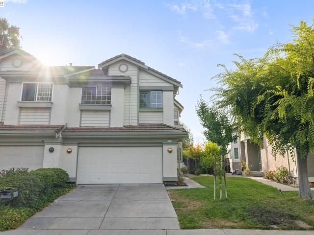 44729 Lynx Dr