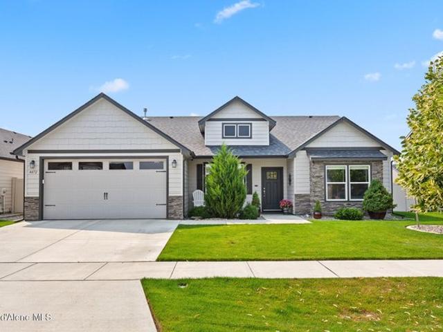 4472 N May Ella Loop, Hauser, ID 83854