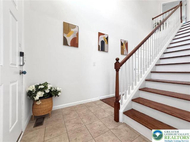 4472 Elmwood Drive