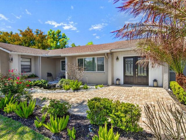 4472 Winderlakes Dr, Orlando, FL 32835 | MLS #O6391 | Compass