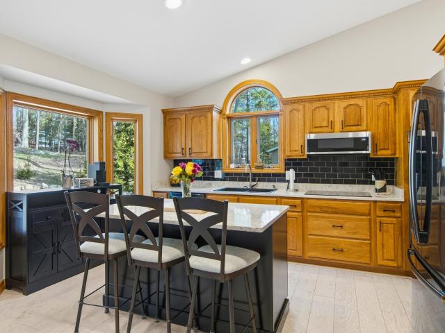 4473 Paper Birch Lane