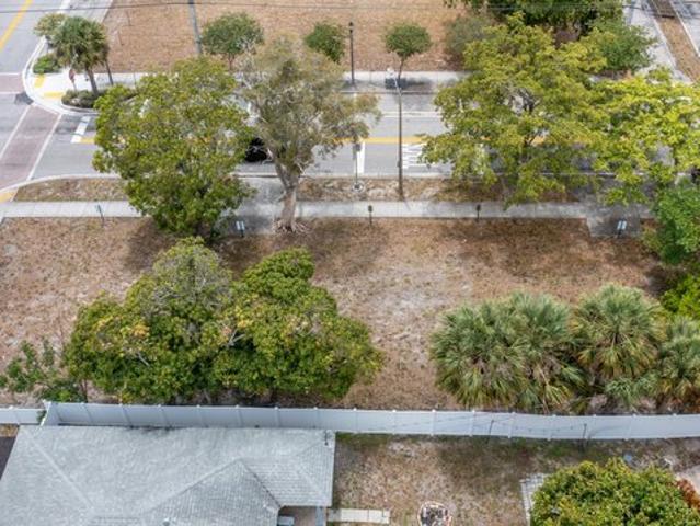 447 20th St, West Palm Beach, FL 33407