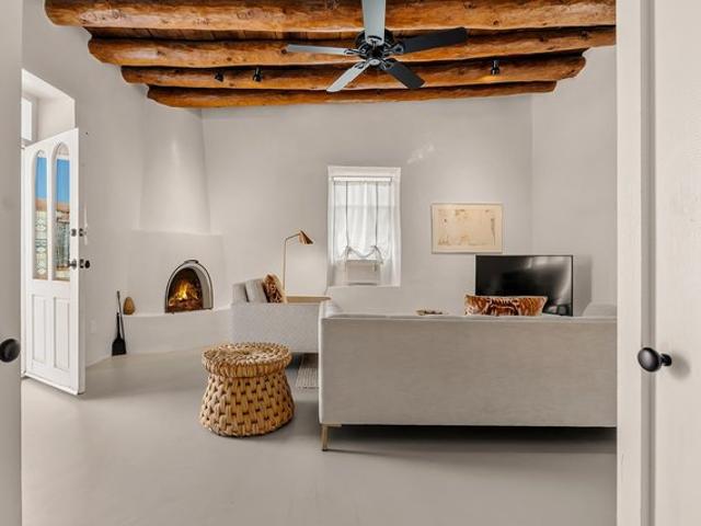447 Cerrillos Rd Ste 6, Santa Fe, NM 87501
