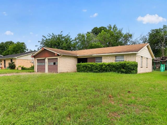447 Azalea Lane