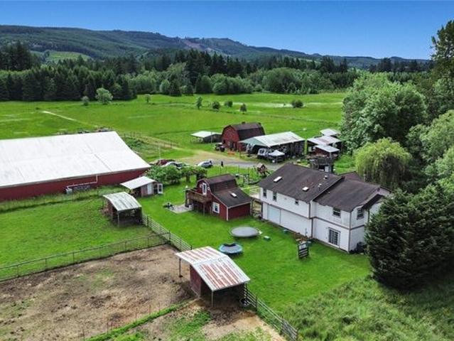 447 Boistfort Rd, Curtis, WA 98538