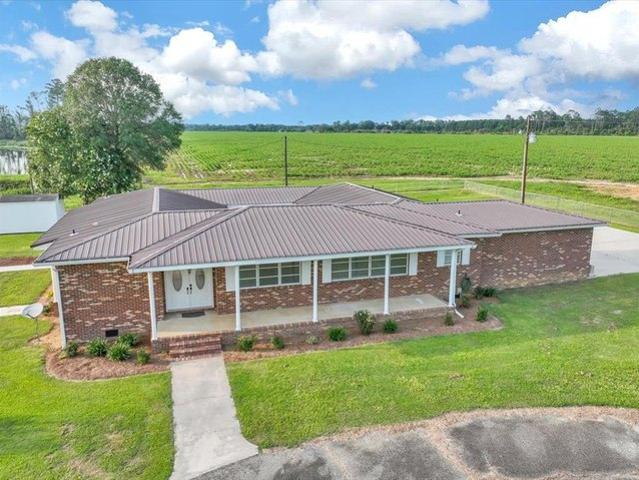 447 Gibbs Rd, Moultrie, GA 31788