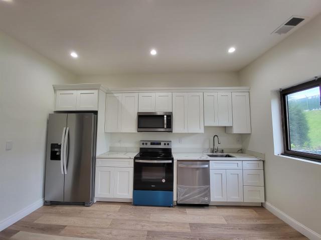 447 Gregory Ave # 1