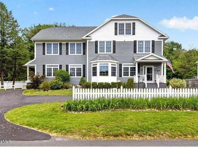 447 Krumkill Rd, Albany, NY 12203