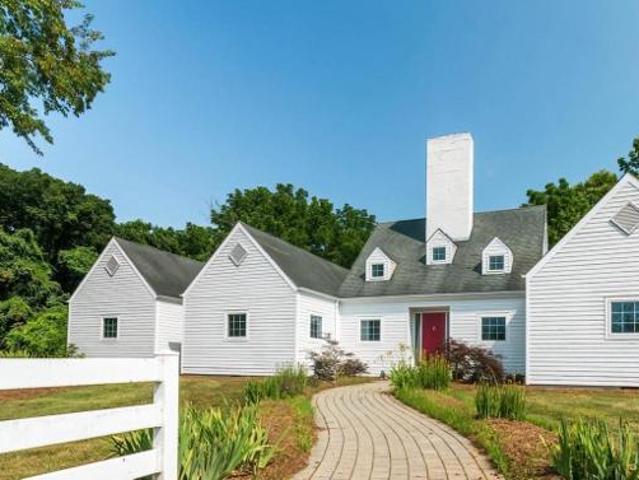447 Howard Farm Rd, Shepherdstown, WV 25443