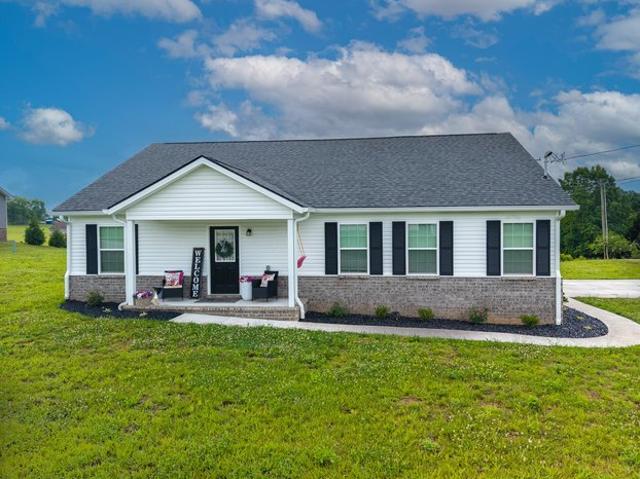 447 Highway 1676, Science Hill, KY 42553