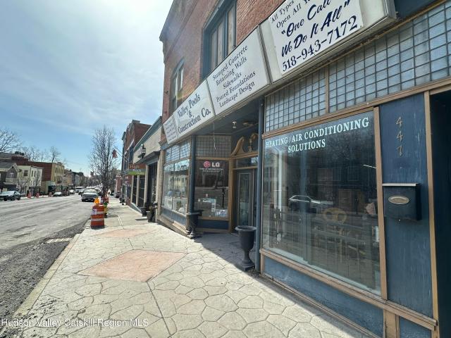 447 Main Street 477