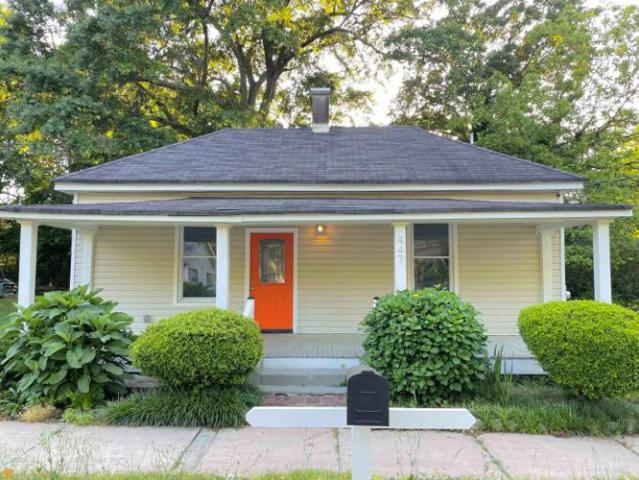 447 N 9th St, Griffin, GA 30223