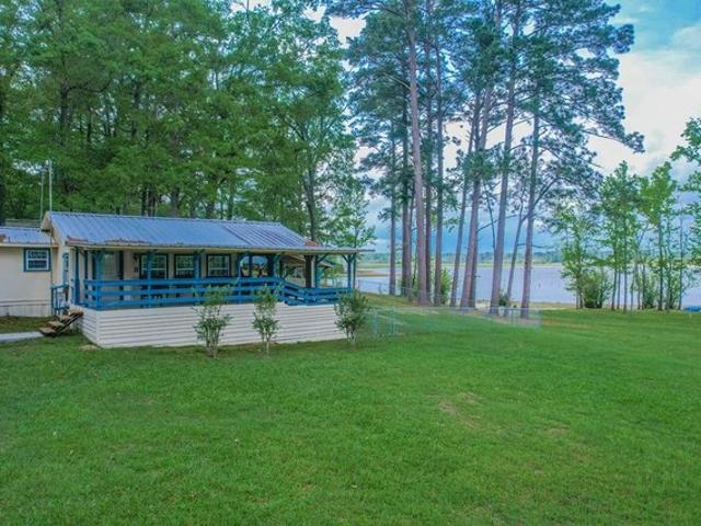 447 Nerren Park Rd, Huntington, TX 75929