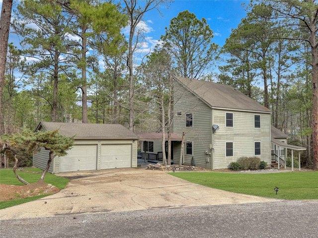447 Pinehurst Dr, Brookeland, TX 75931
