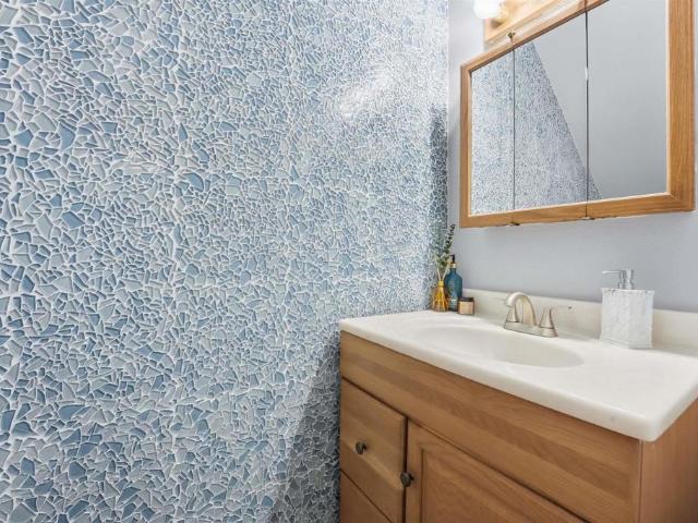 447 Ridgeway Ct, Spring Valley, CA 91977 | MLS #PTP2603