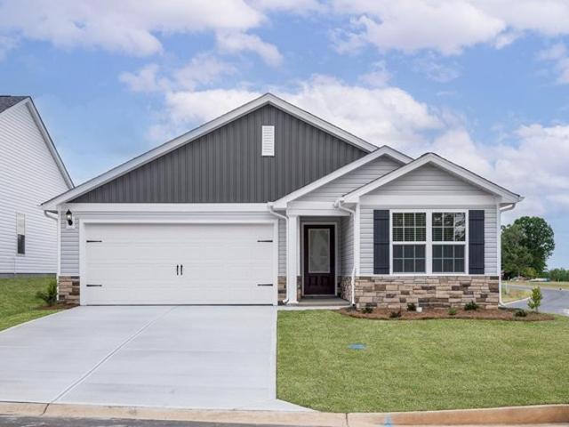 439 W Claywalk Rd, Woodruff, SC 29388