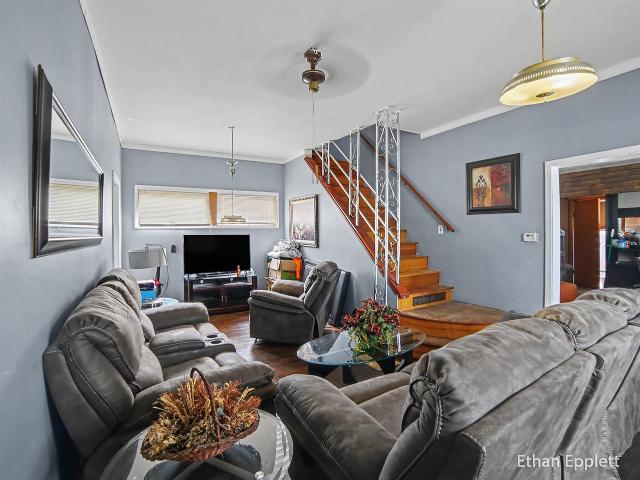 447 W Southern Avenue