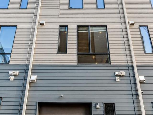 447 Wallace Street