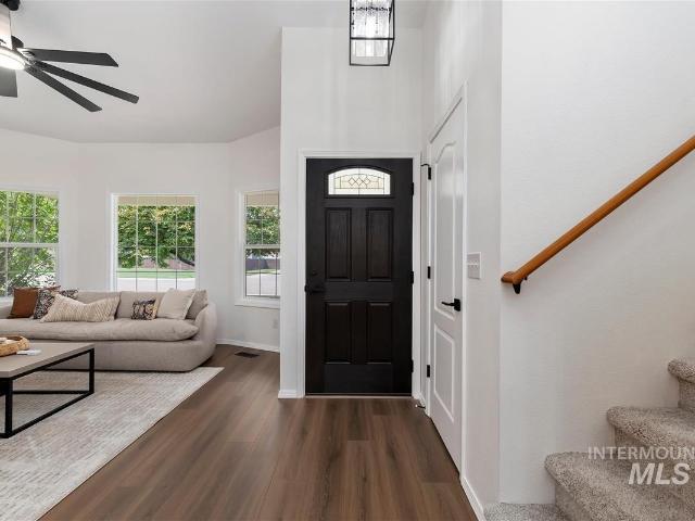 4484 S Santa Cruz Way