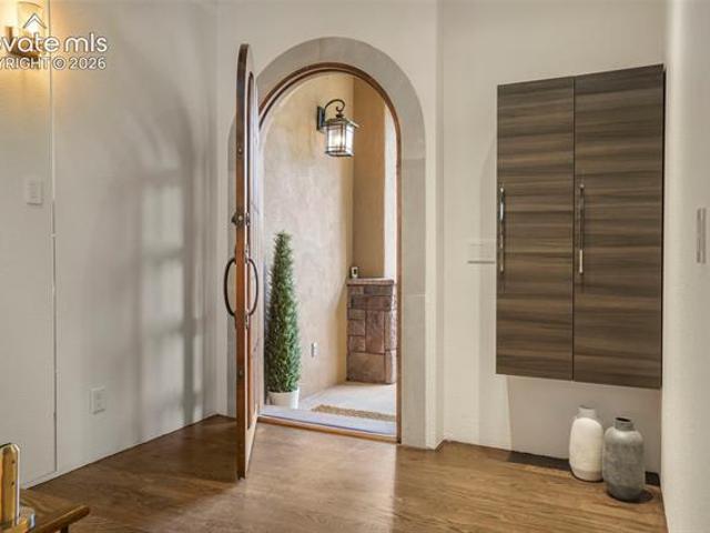 4485 Carriage House View