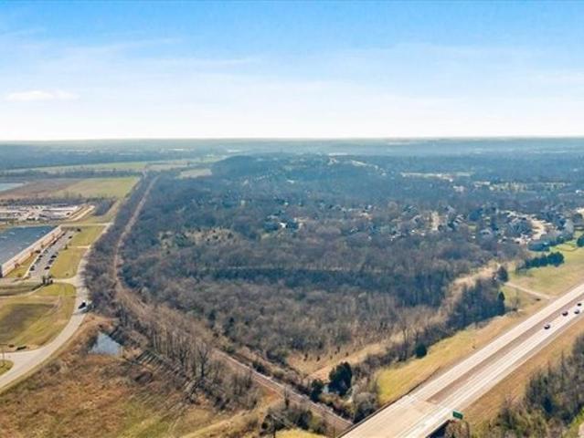 4485 Hwy, Shawnee, KS 66226