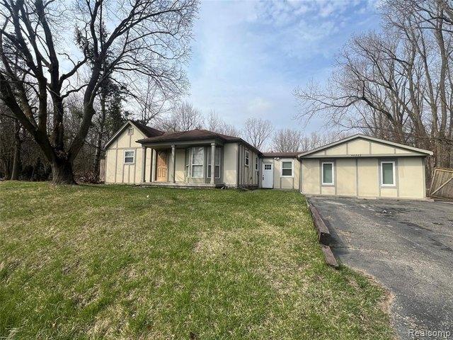 44862 Willis Rd, Sumpter Township, MI 48111