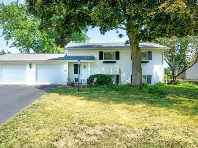 4487 Glasgow St, Upper Saucon Township, PA 18034
