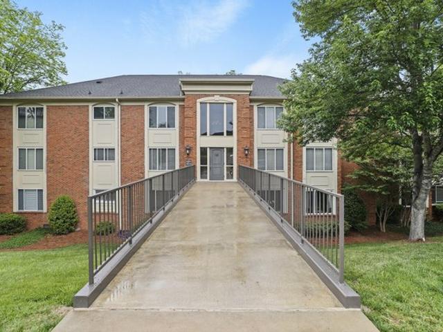 4487 Post Pl Apt 139, Nashville, TN 37205
