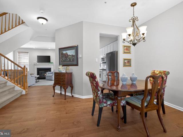 4488 Honeysuckle Lane