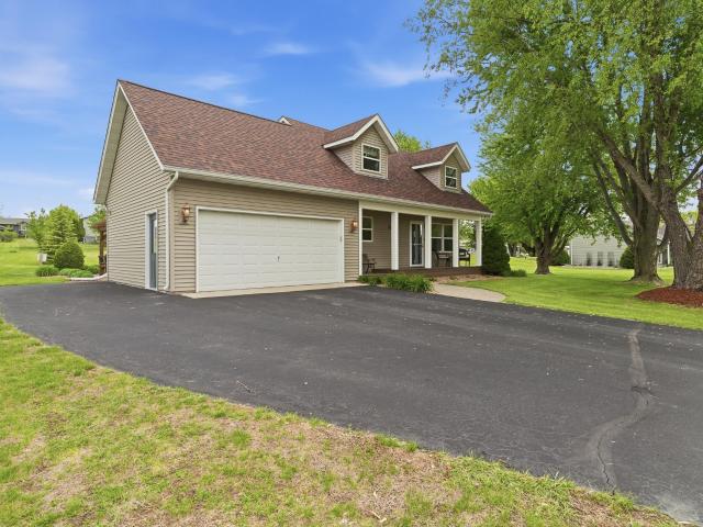 4488 Roberds Lake Trail