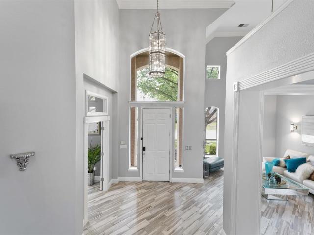 4489 Mira Vista Drive