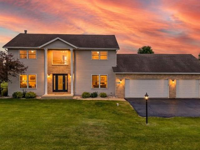 4489 E 101st Ave, Crown Point, IN 46307