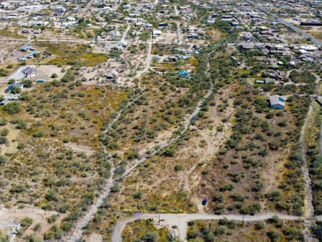 44805 N 7th St, New River, AZ 85087