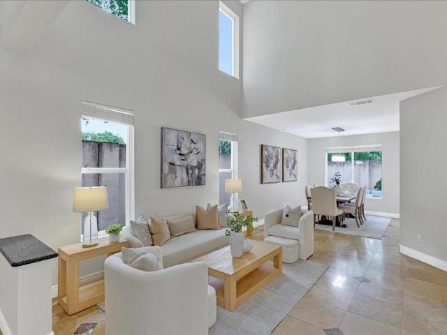 4480 Peacock Court
