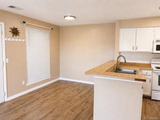 4480 S Pitkin Street # 127