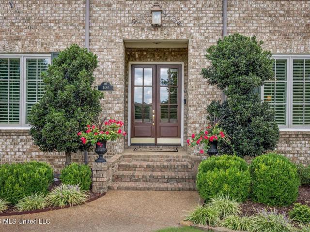 4480 Woodgate Lane