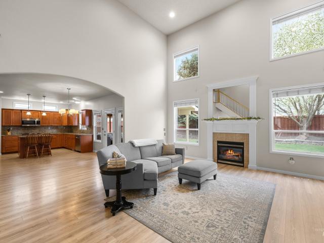 4481 N Diamond Creek
