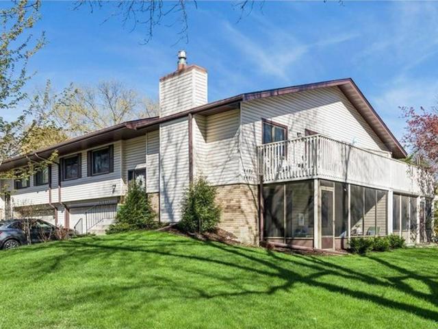 4481 Churchill St, Shoreview, MN 55126