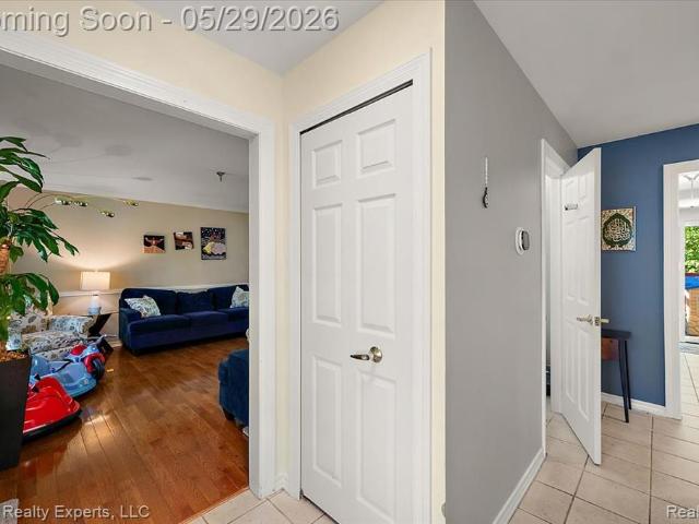 44831 Huntington Drive