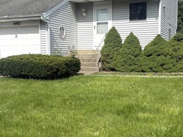 4483 Bell Ln, Hanover Park, IL 60133