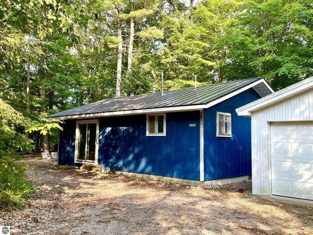 4483 Hickory Ave, Honor, MI 49640