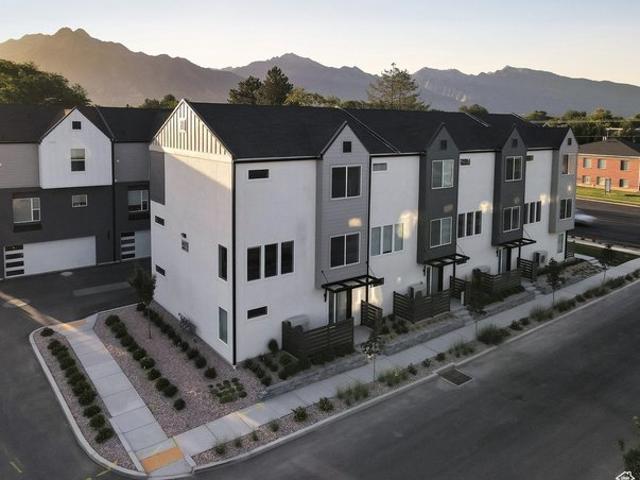 4483 S 500 E Unit 2, Millcreek, UT 84107