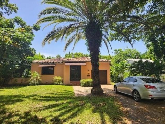 448 Cadagua Ave, Coral Gables, FL 33146