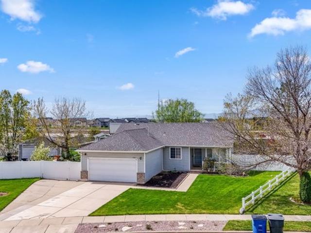 448 Christine Way, Kaysville, UT 84037