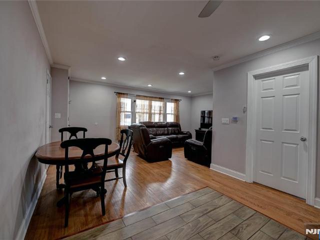 448 Clifton Boulevard