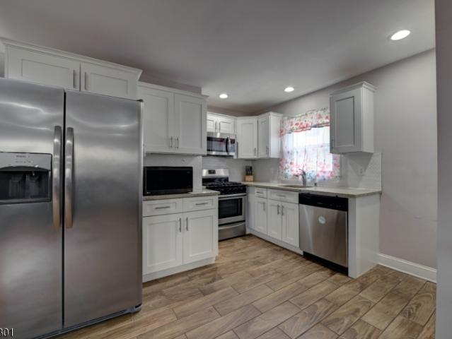448 Clifton Blvd