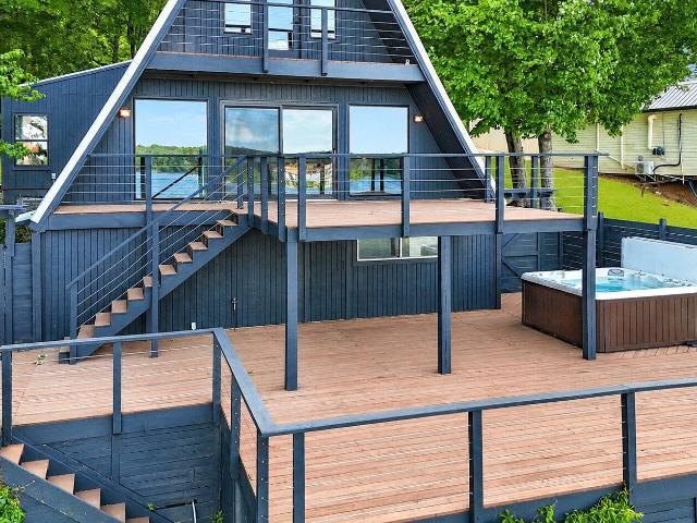 448 Bluff Drive