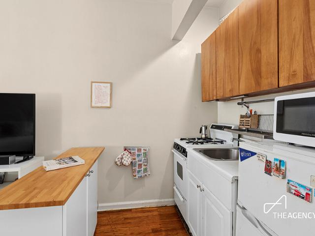 448 E 84TH Street 3A