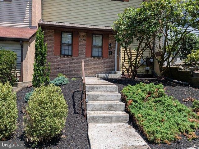 448 E Stoney Hill Ct Unit E, Langhorne, PA 19053