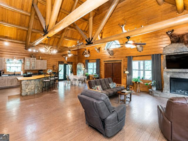 448 Henry Mitchell Drive NE